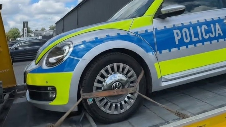 Volkswagen Beetle w polskiej policji. Oznakowanie jest już przygotowane ...