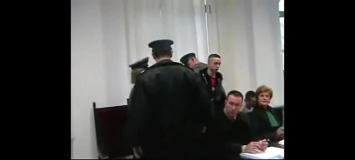 "17 lat żyję, a ty mi piętnastaka dajesz?" - Wyszedł, a teraz znowu ...
